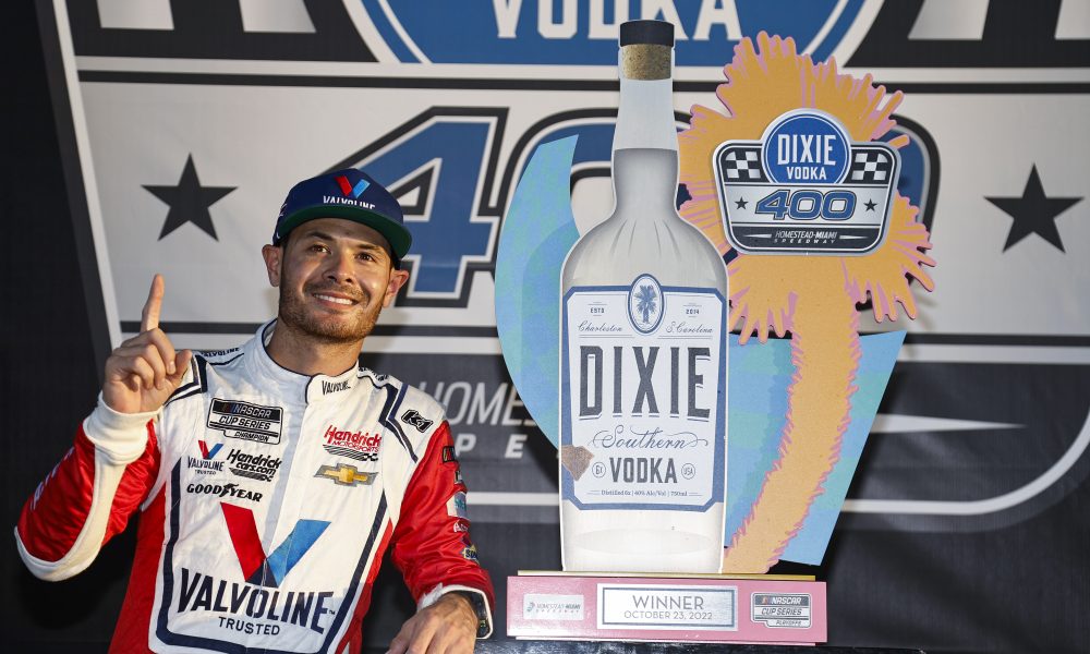 Larson Scores Dominant Victory at Homestead-Miami - The Podium Finish