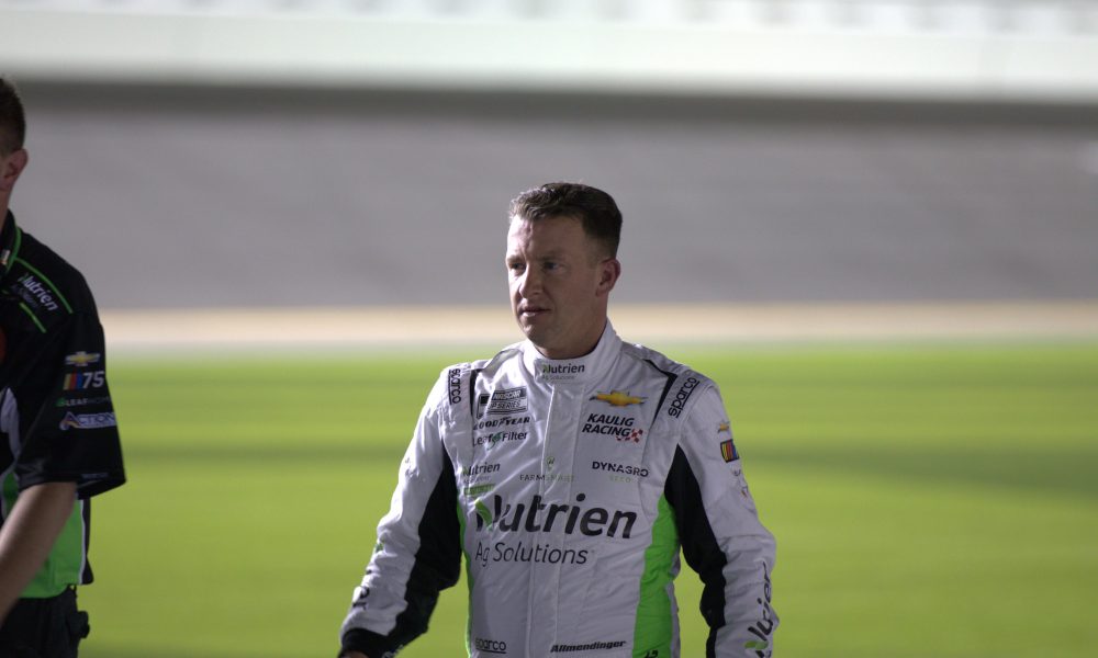 Kyle Larson Targets Strong Results at Michigan – The Podium Finish