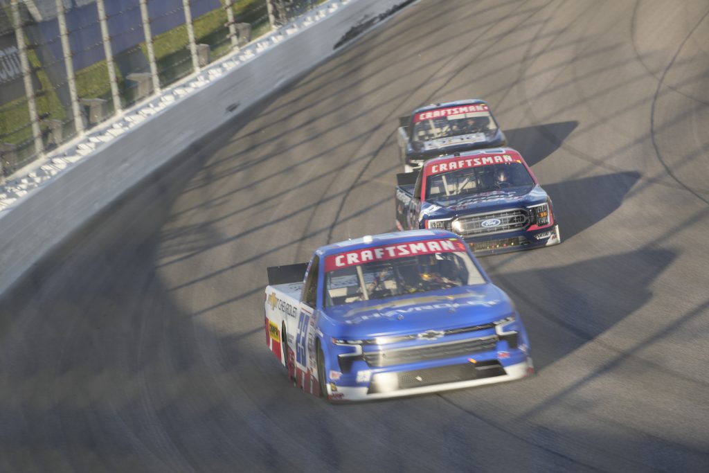Grant Enfinger Emerges Victorious in Kansas Truck Race - The Podium Finish