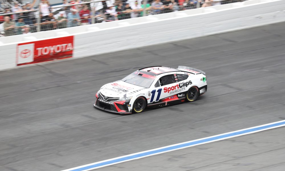 Elliott 'Shouldn't Be Racing Next Week' - Hamlin - The Podium Finish