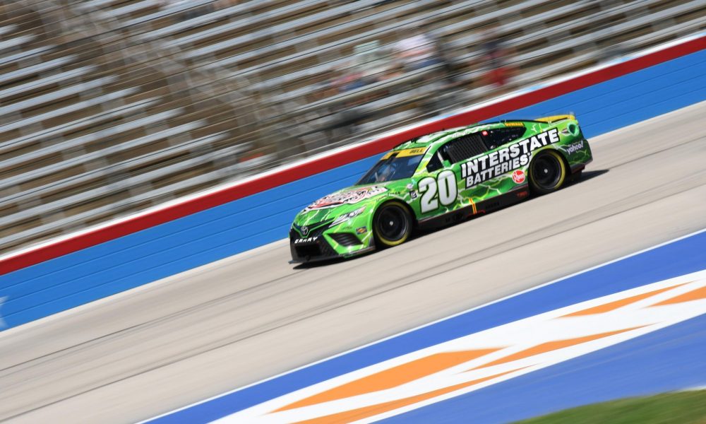 Bell Perseveres for Top-Five at Texas