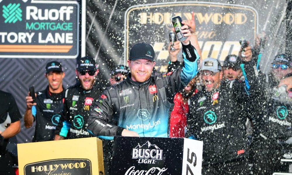 Tyler Reddick Capitalizes at Kansas, Joins Round of 12