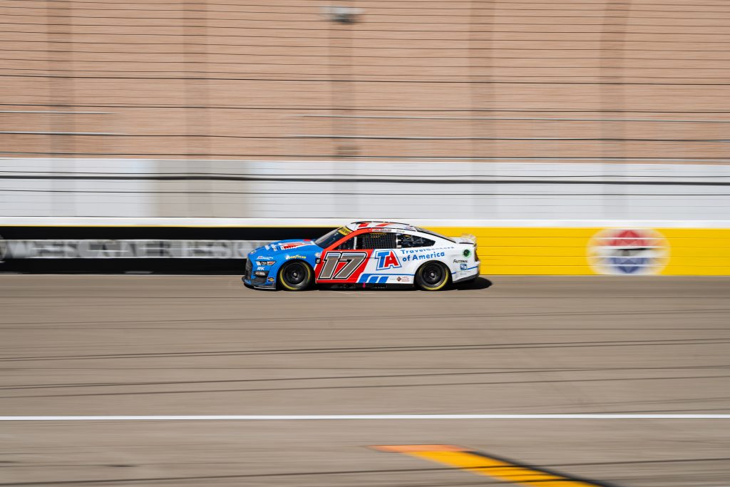 Chris Buescher Struggles, Places 11th at Las Vegas