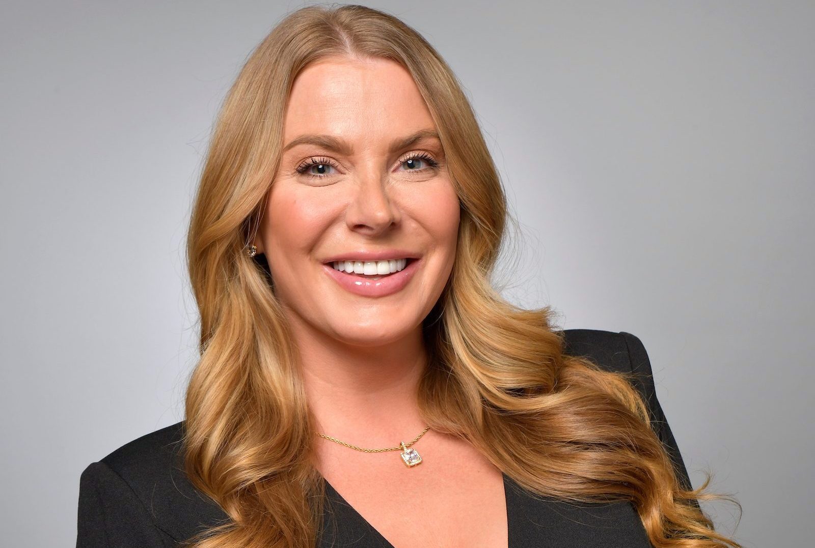 Kaitlyn Vincie: NASCAR Journalist, Airbnb Owner and Novelist - The ...