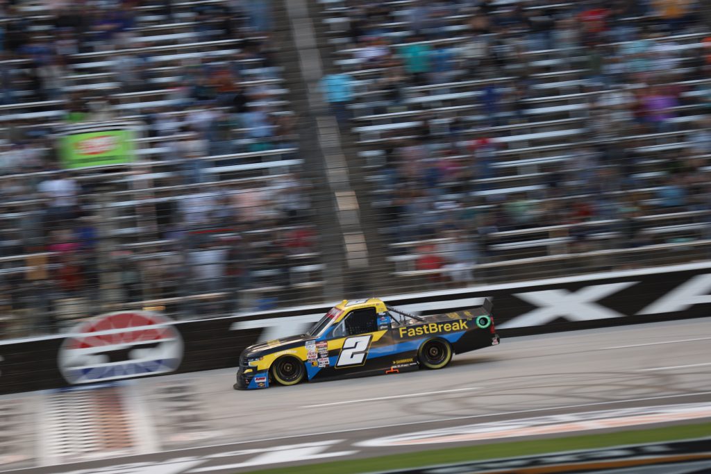 Nick Sanchez Battles to 3rd Place Finish in Texas