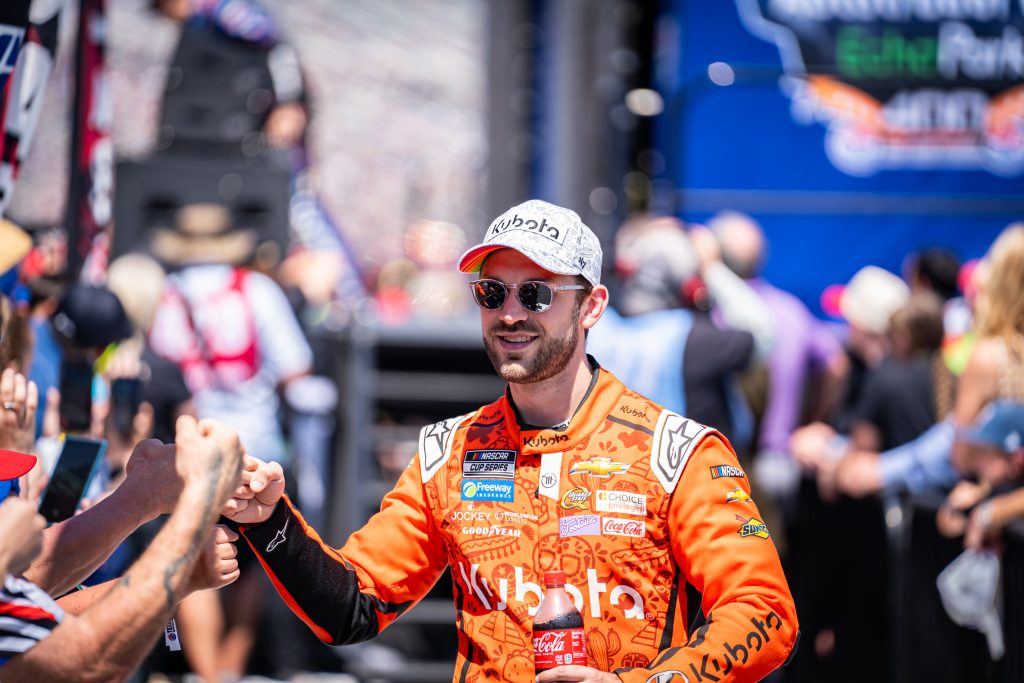 Daniel Suárez Perseveres at Texas for Fifth Place Finish