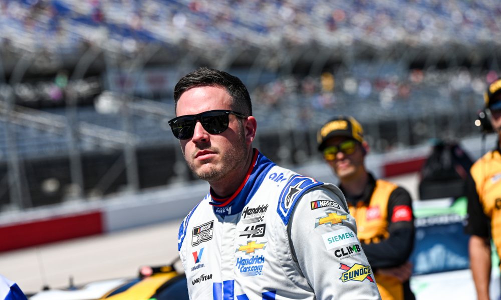 Alex Bowman Hopeful for Darlington Win in Familiar Colors