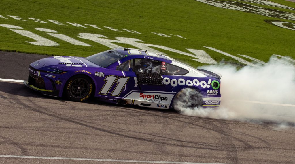 Denny Hamlin Returns to Victory Lane at Las Vegas - The Podium Finish